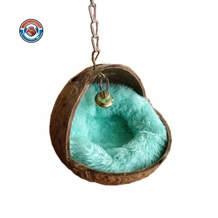 Кокосовый домик для птиц и грызунов, подвесное гнездо из натуральной скорлупы с плюшевым ковриком, уютный зимний и летний приют для хомячков, волнистых попугаев, синиц и воробьев