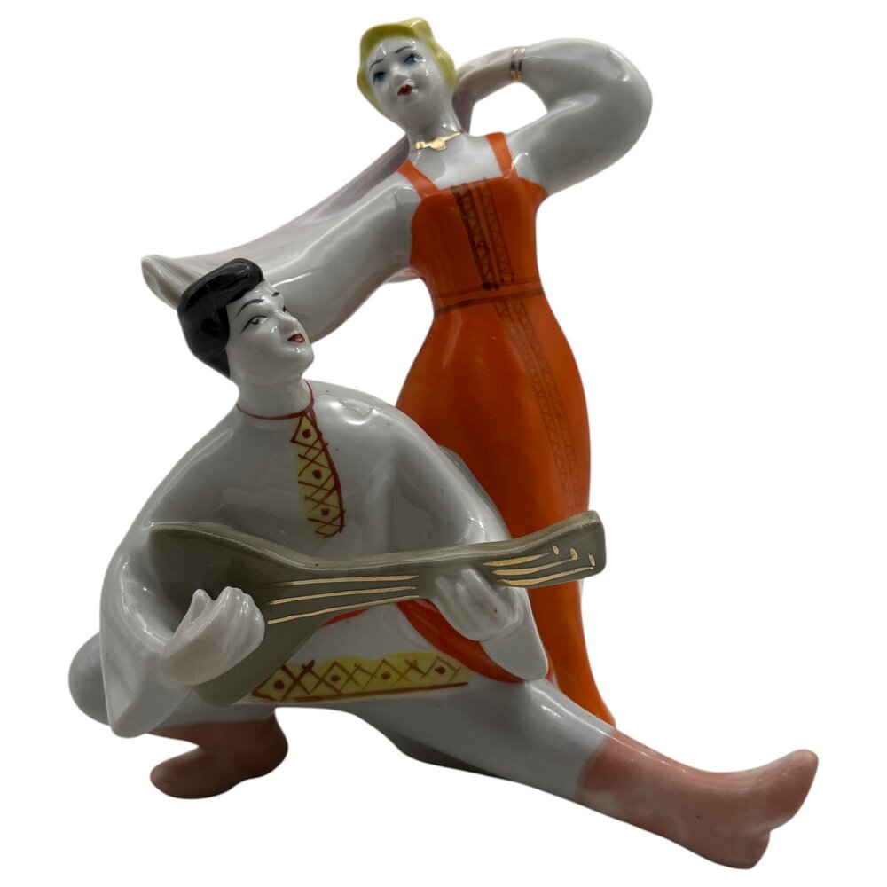 Фарфоровая статуэтка "Русский танец" 1956-1972 гг, автор Бобик Н. Ф, Полонне ЗХК, СССР