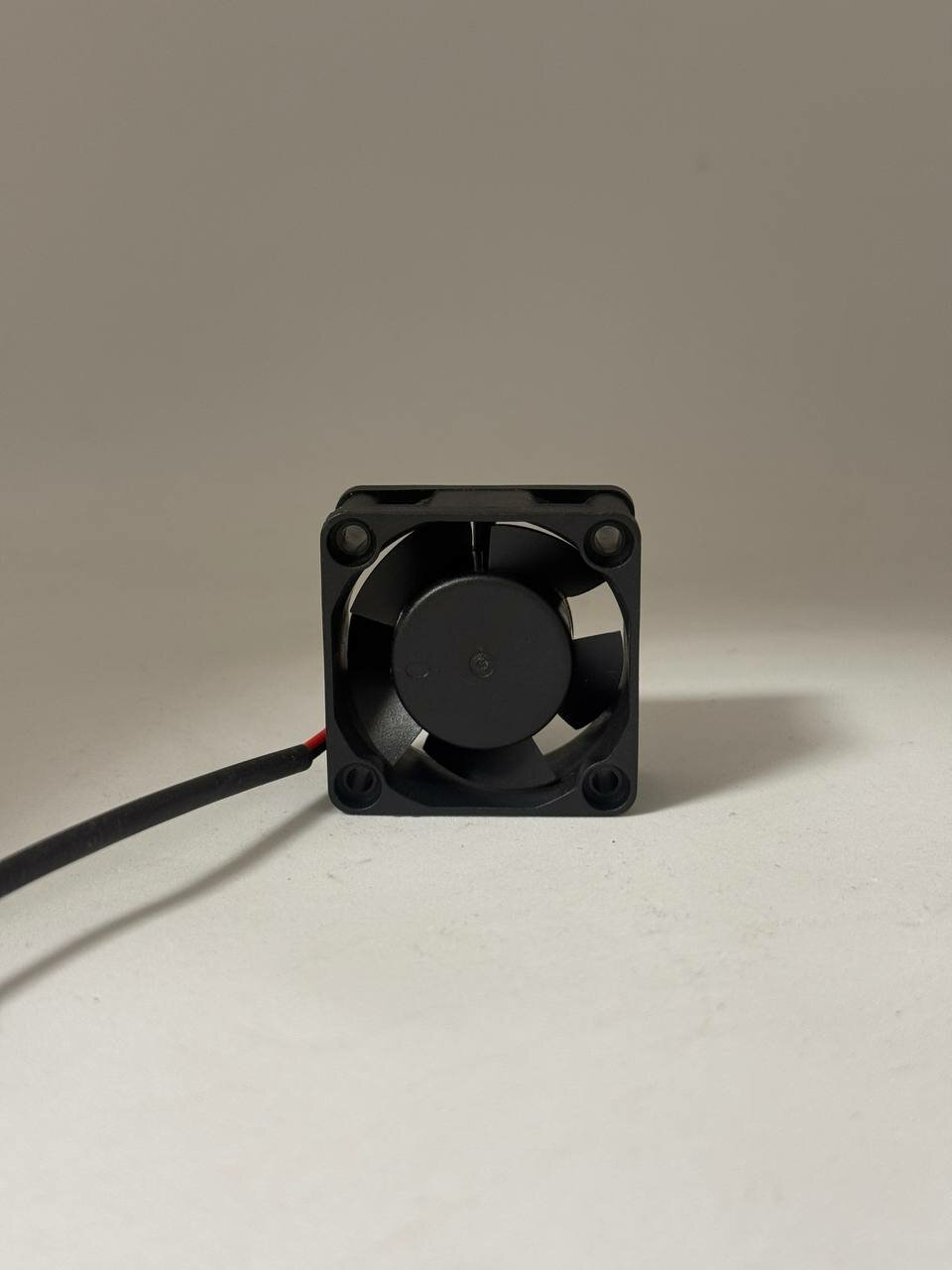 Вентилятор Jamicon KF0420B2S-01 24V 2.6W 40X20 2pin