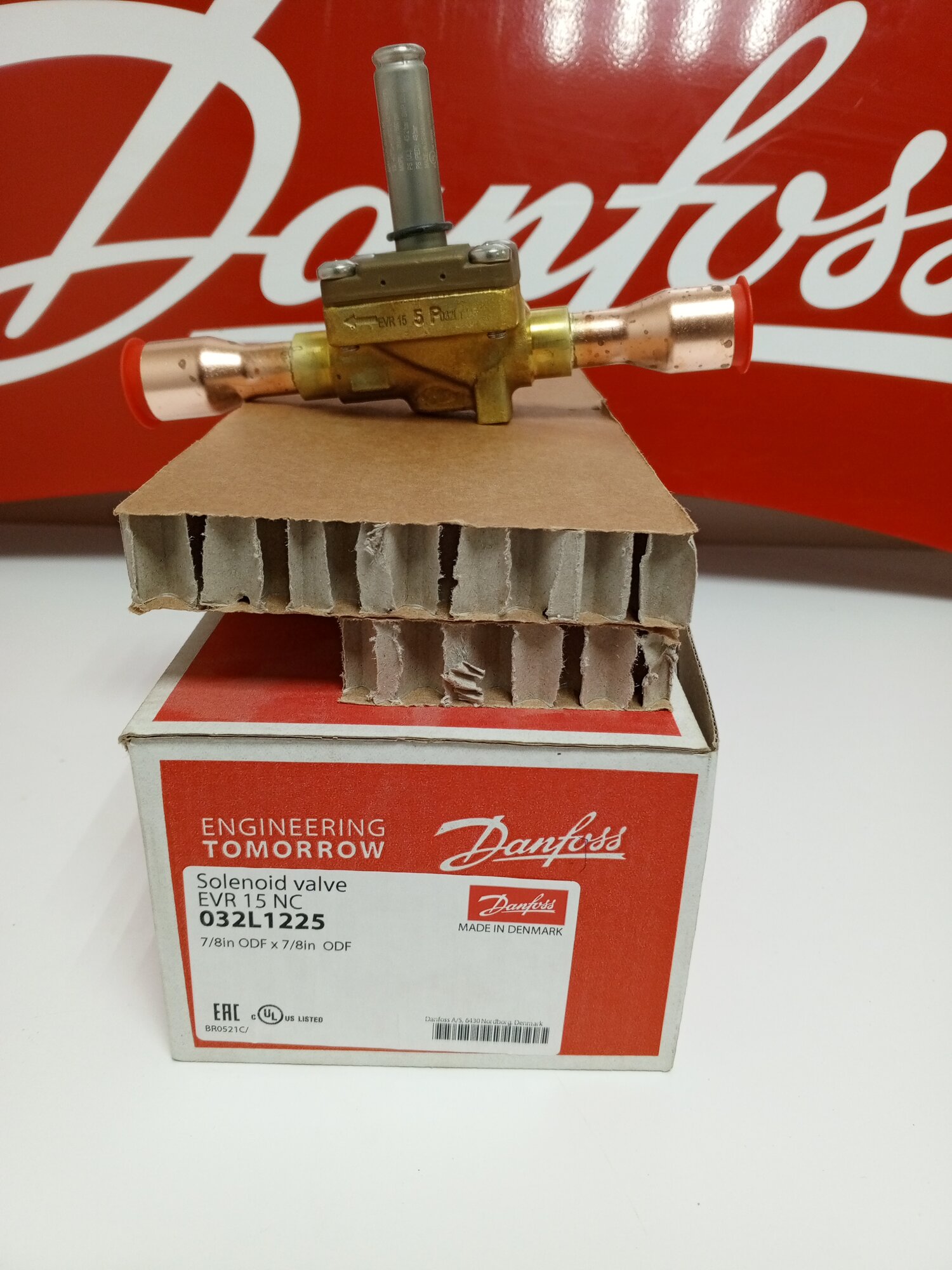 Соленоидный клапан с катушкой 7/8 EVR15 032L1225 Danfoss Присоединения пайка