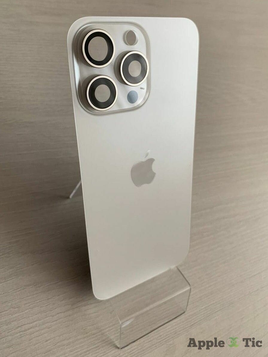 Задняя крышка iPhone 15 Pro Max в сборе с окошками камеры (White Titanium) белый титан