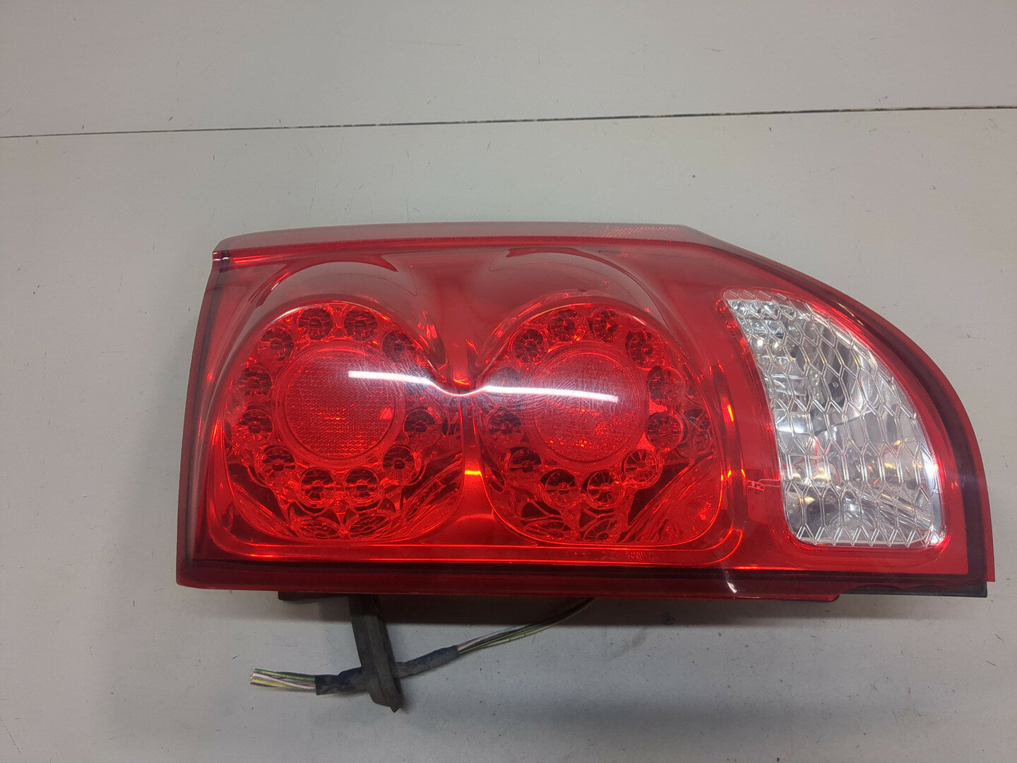 Фонарь (задний) правый Dodge Grand Caravan Б/У