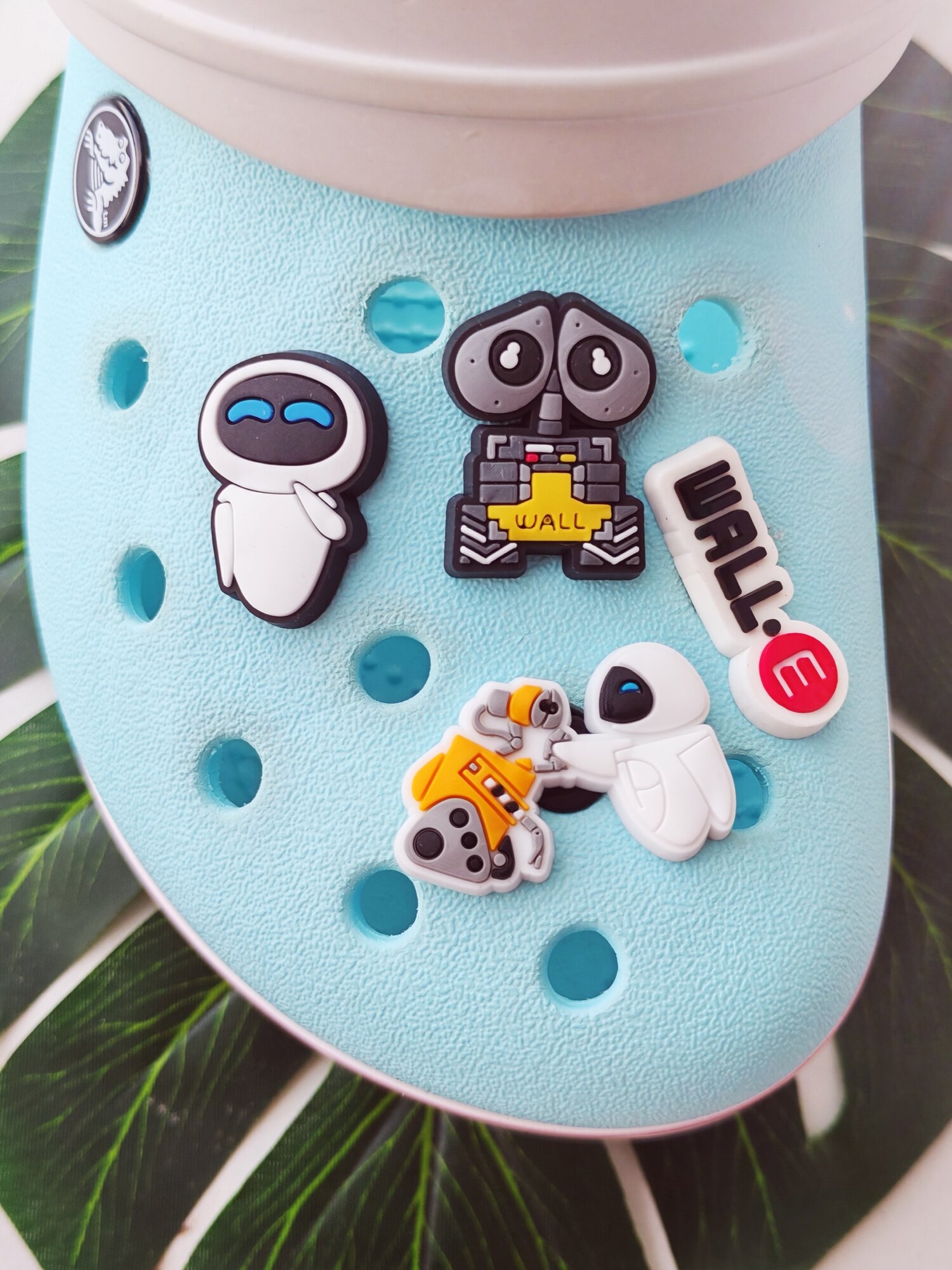 Джибитс Валли инопланетянин НЛО на Crocs