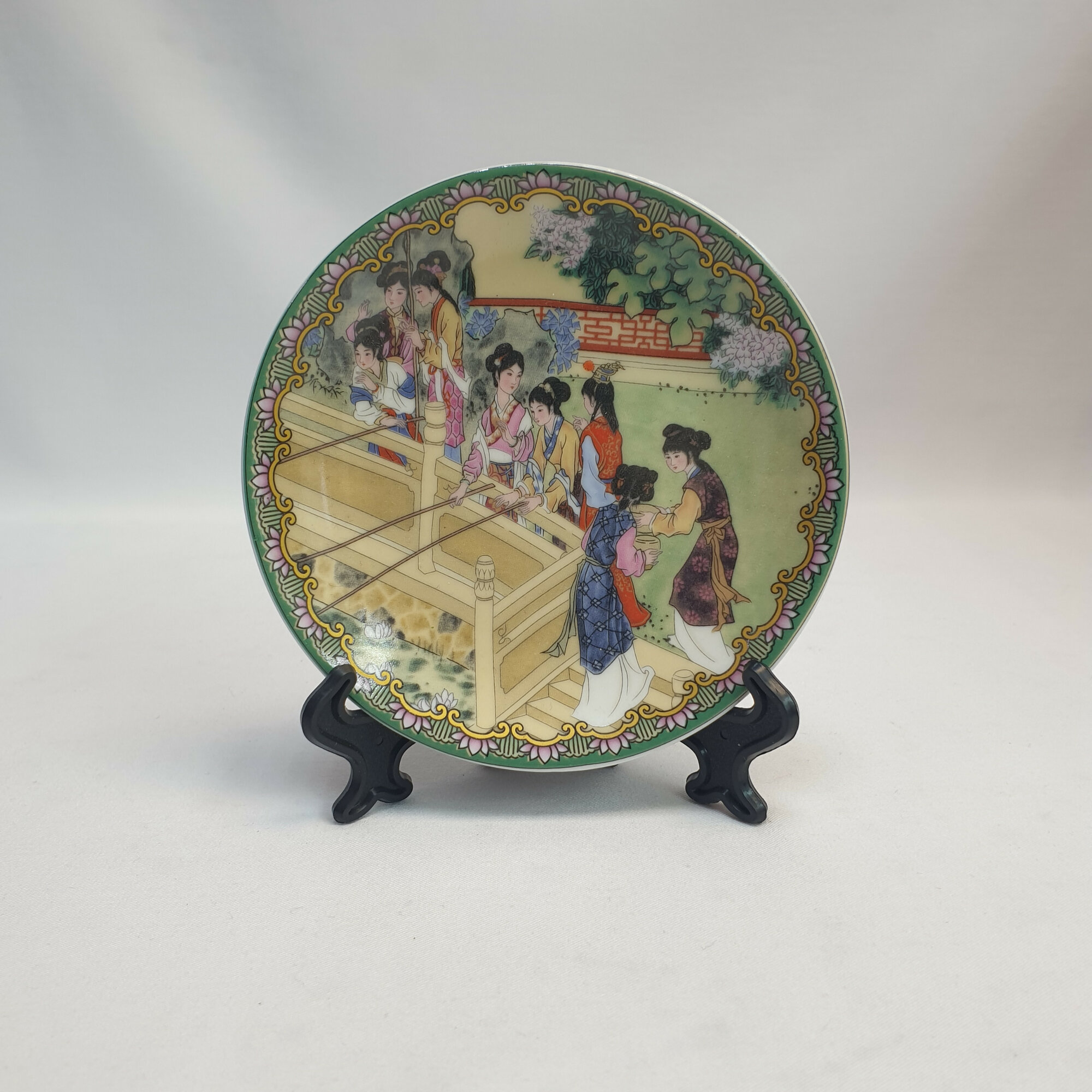 Винтаж СССР. Декоративное фарфоровое блюдце с росписью, восточный сюжет, настенное панно