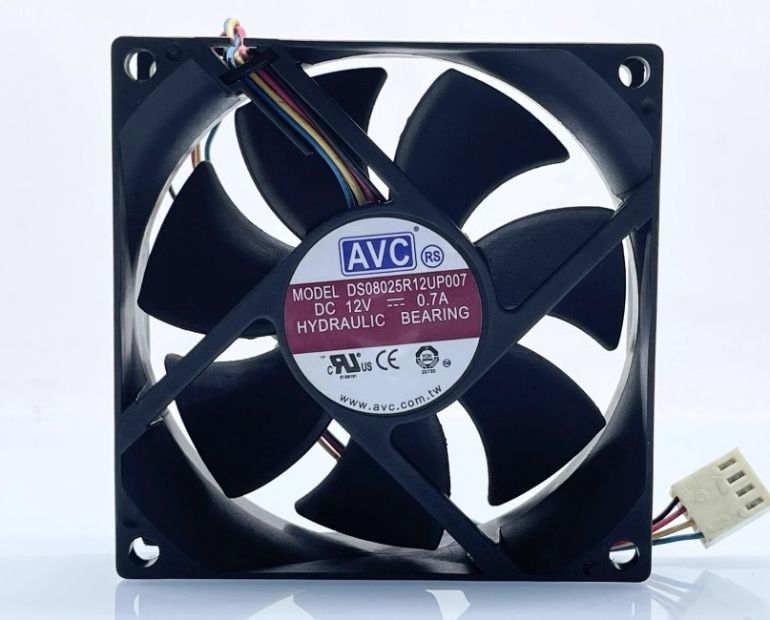 AVC DS08025R12U 12V 0.7A 8CM 8025 4 провода вентиляторы -