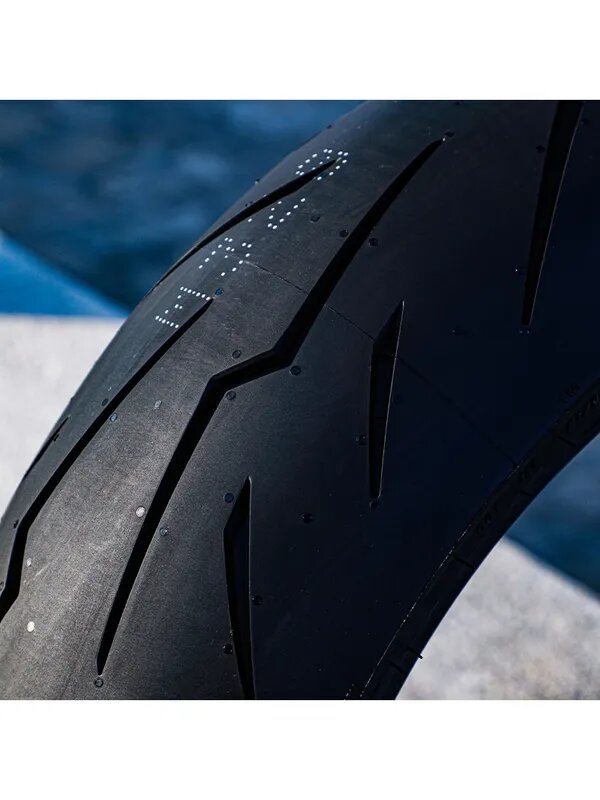 Pirelli Diablo Rosso IV Мотошины 160/60 R17 69 W Rear