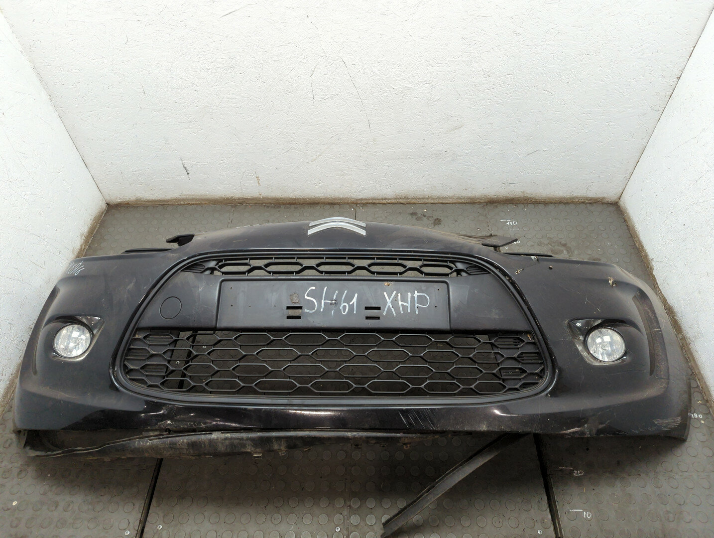 Бампер передний Citroen C3 Б/У