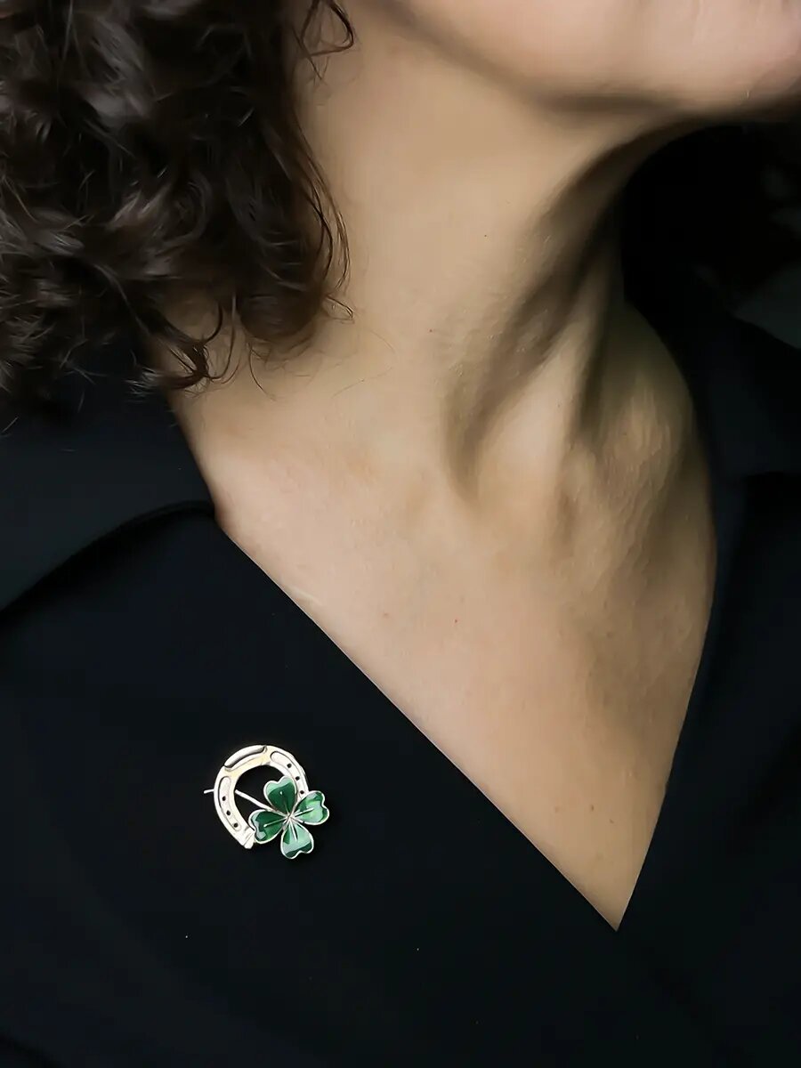 Брошь, эмаль