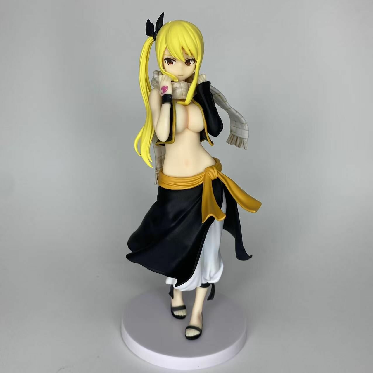 Фигурка Люси в мужской одежде, аниме, двусторонняя модель, коллекционная