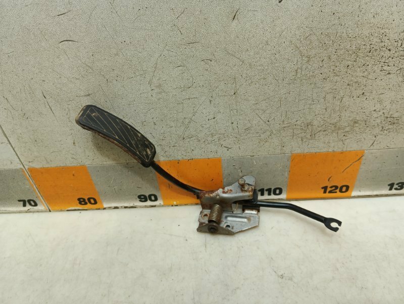 Б/У Педаль газа Kia Sorento 2003 BL 452366 Hyundai-KIA арт. 327003E100