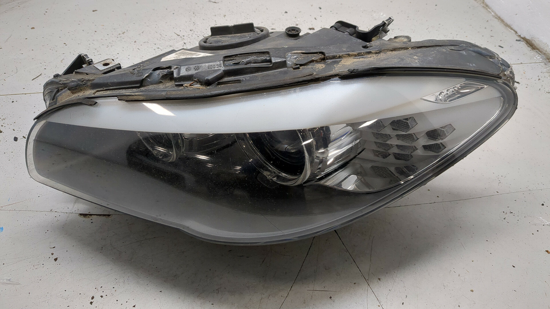 Фара (передняя) левая BMW 5 F10 Б/У