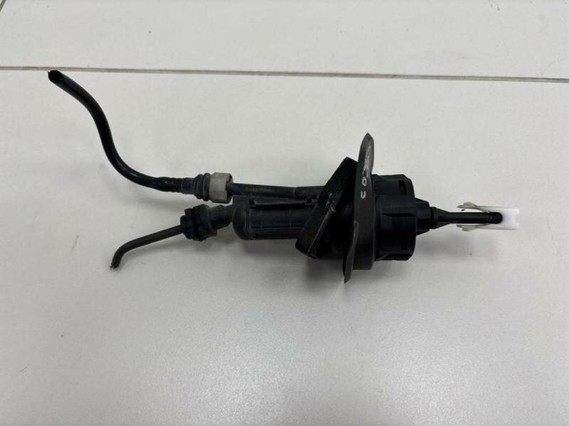 Цилиндр сцепления главный Ford Focus 2 DA 2005-2008 кат.номер: 1863548 3M517A543AF