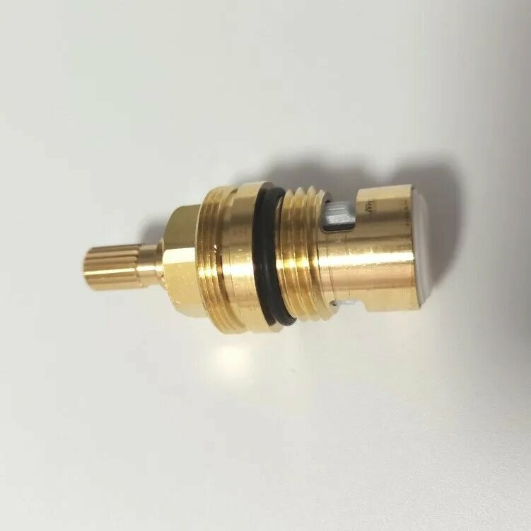 Кран-букса керамическая 1/2 (для горячей воды) Hansgrohe 94009000 упакованный в мешки