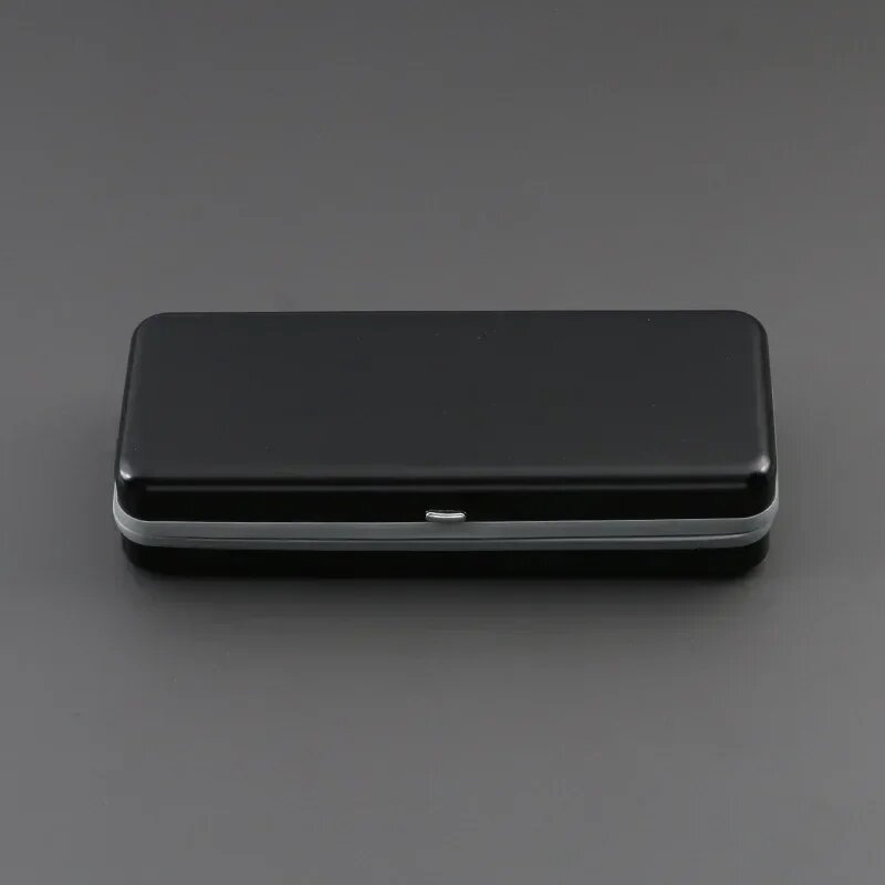 Металлический футляр для очков Duoran Черный, C1