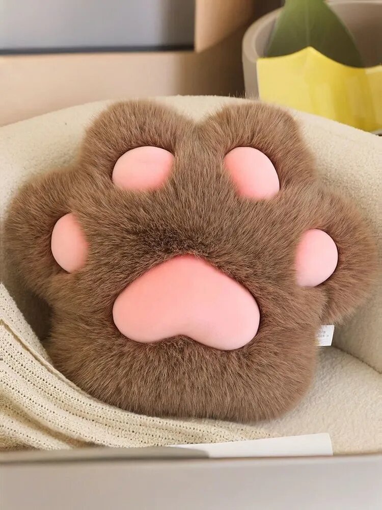 Декоративная мягкая подушка-игрушка лапка коричневая