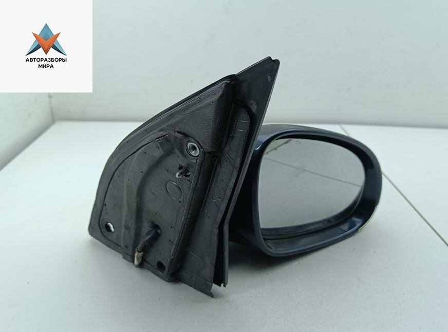 Зеркало правое Volkswagen Golf 5 2005 1K0857934