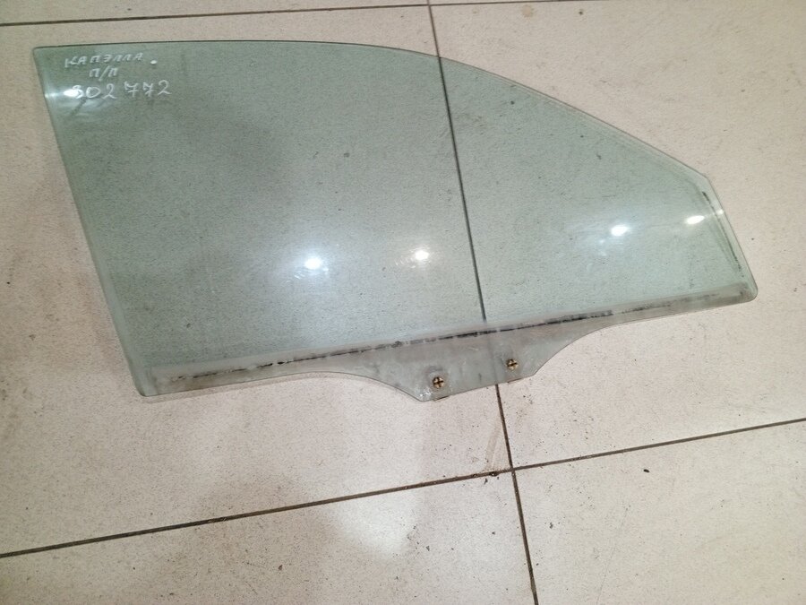 Стекло двери передней правой от Mazda Capella CG 1994-1997
