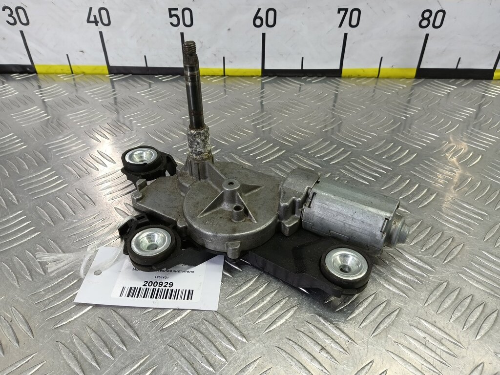 Моторчик стеклоочистителя Б/У для FORD Focus III (2011—2015) 1851421