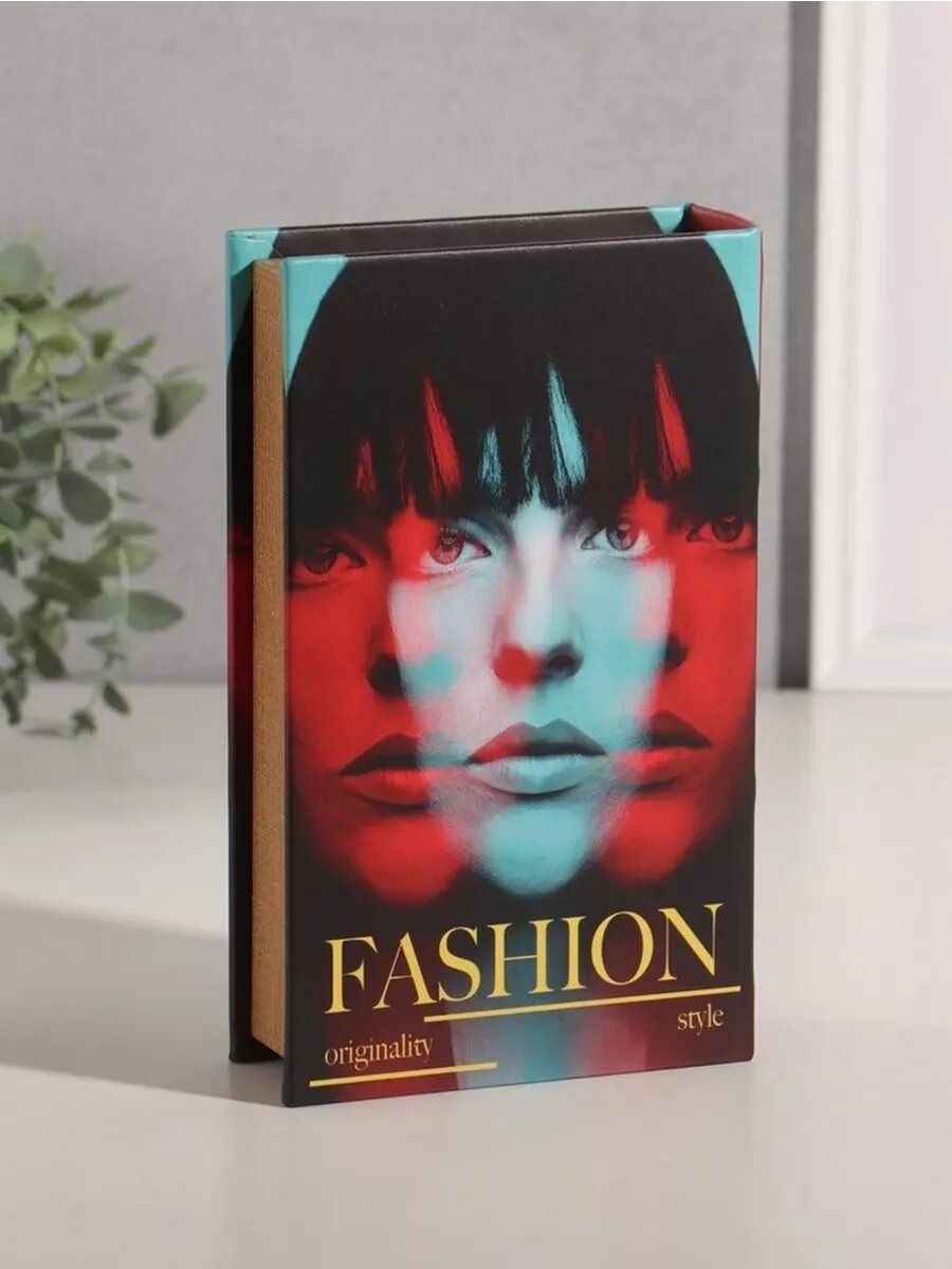 Элегантный деревянный сейф в виде книги для хранения