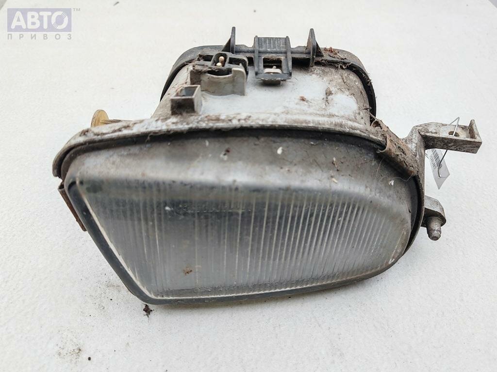 Фара противотуманная правая Mercedes E-Class W210 (1995-2002)