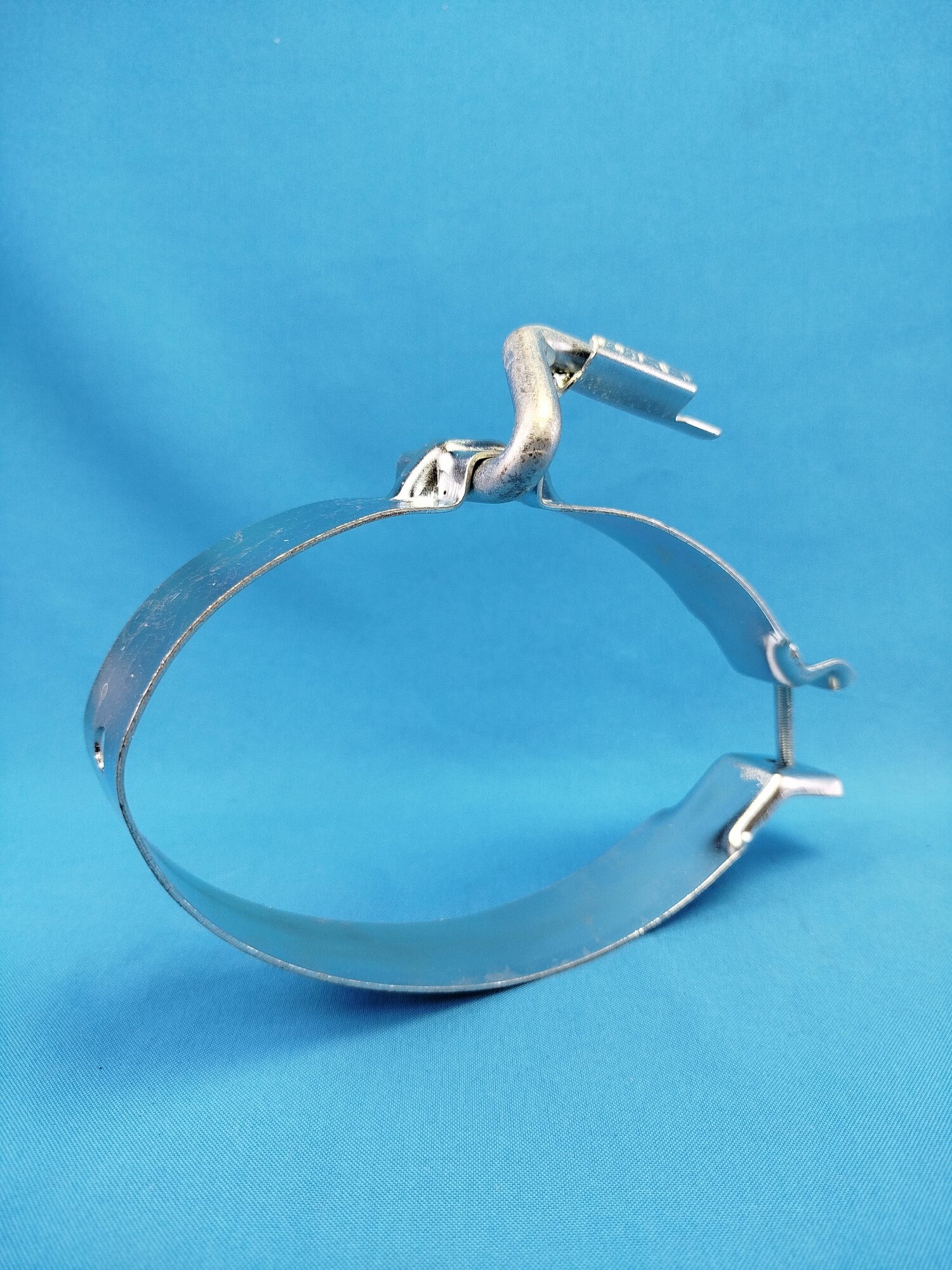 Хомут глушителя (большой) "AMD" для автомобилей Daewoo Nexia 95->, Espero 95->