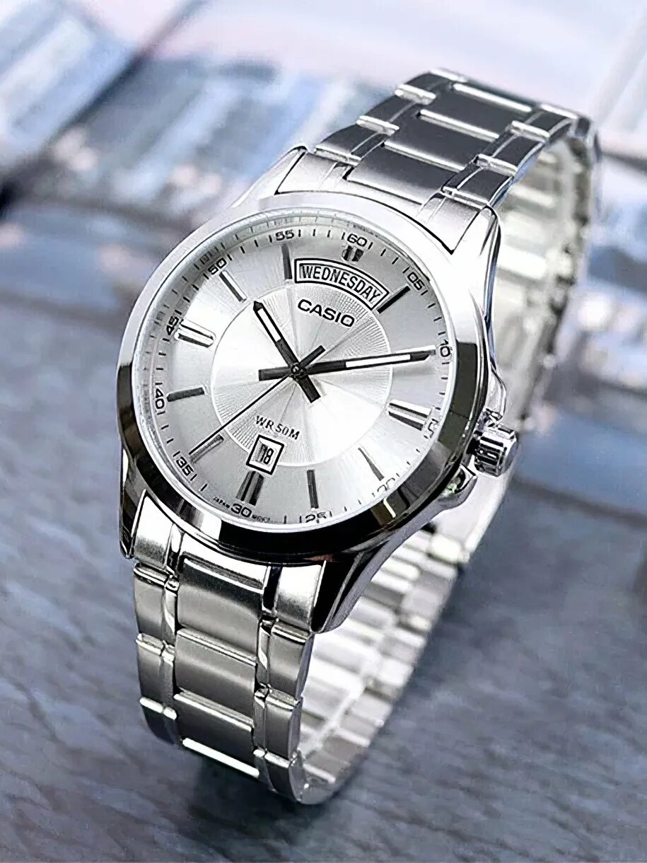 Наручные часы CASIO Collection, серебристый — фото 1