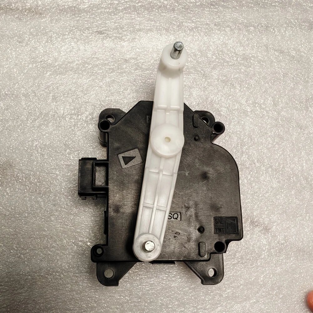 Серводвигатель кондиционера Toyota Land Cruiser J120 Prado, Heating cooling RH
