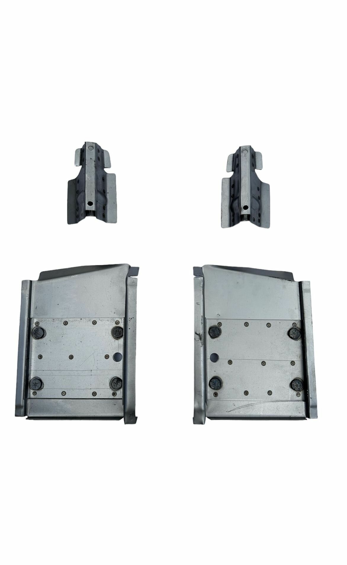 Комплект площадок реактивной тяги с задними поддомкратниками на лада ВАЗ Нива 2121