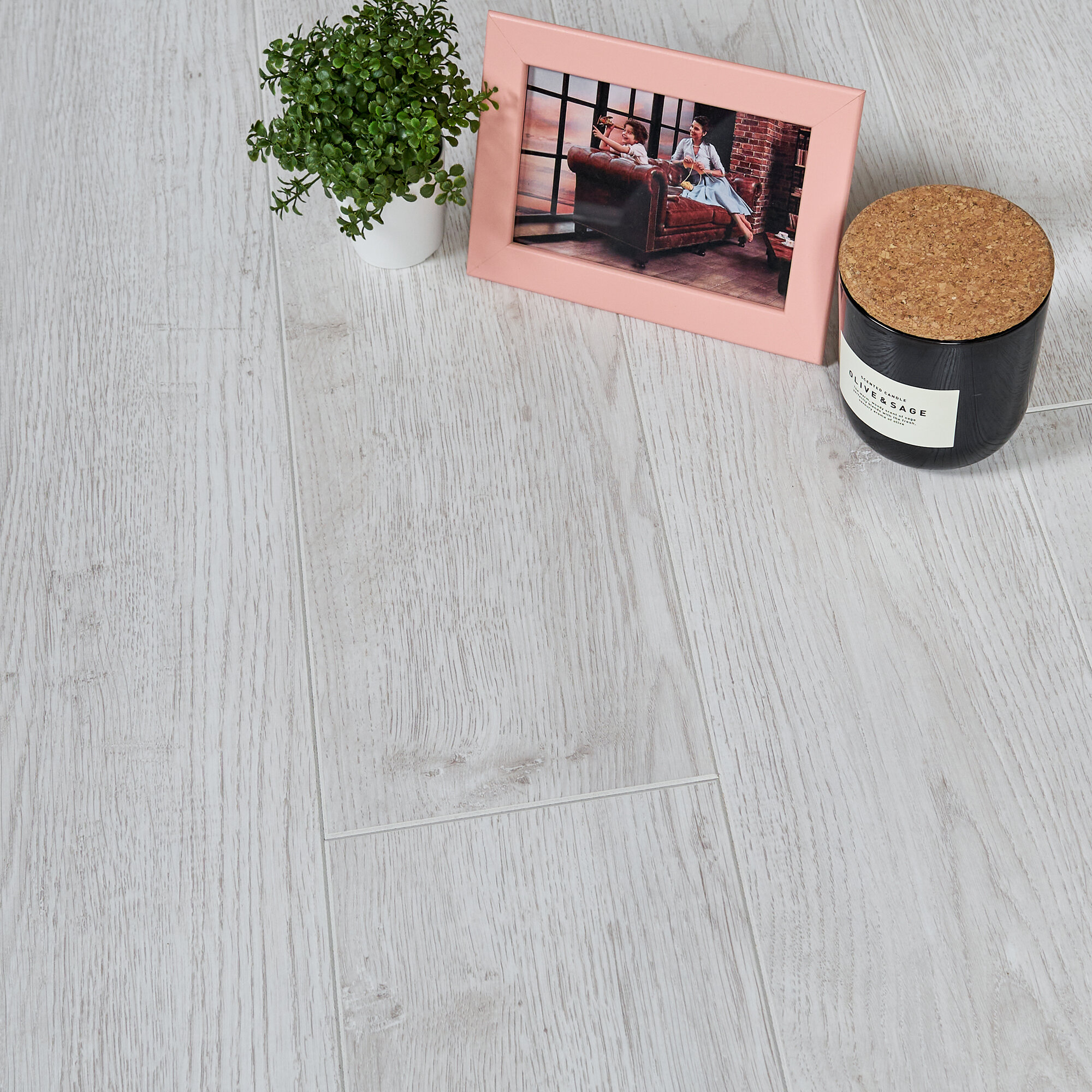 Ламинат Tarkett Pilot 33 класс 10 мм Эрхарт (в уп. 6 шт./1.232 м2)