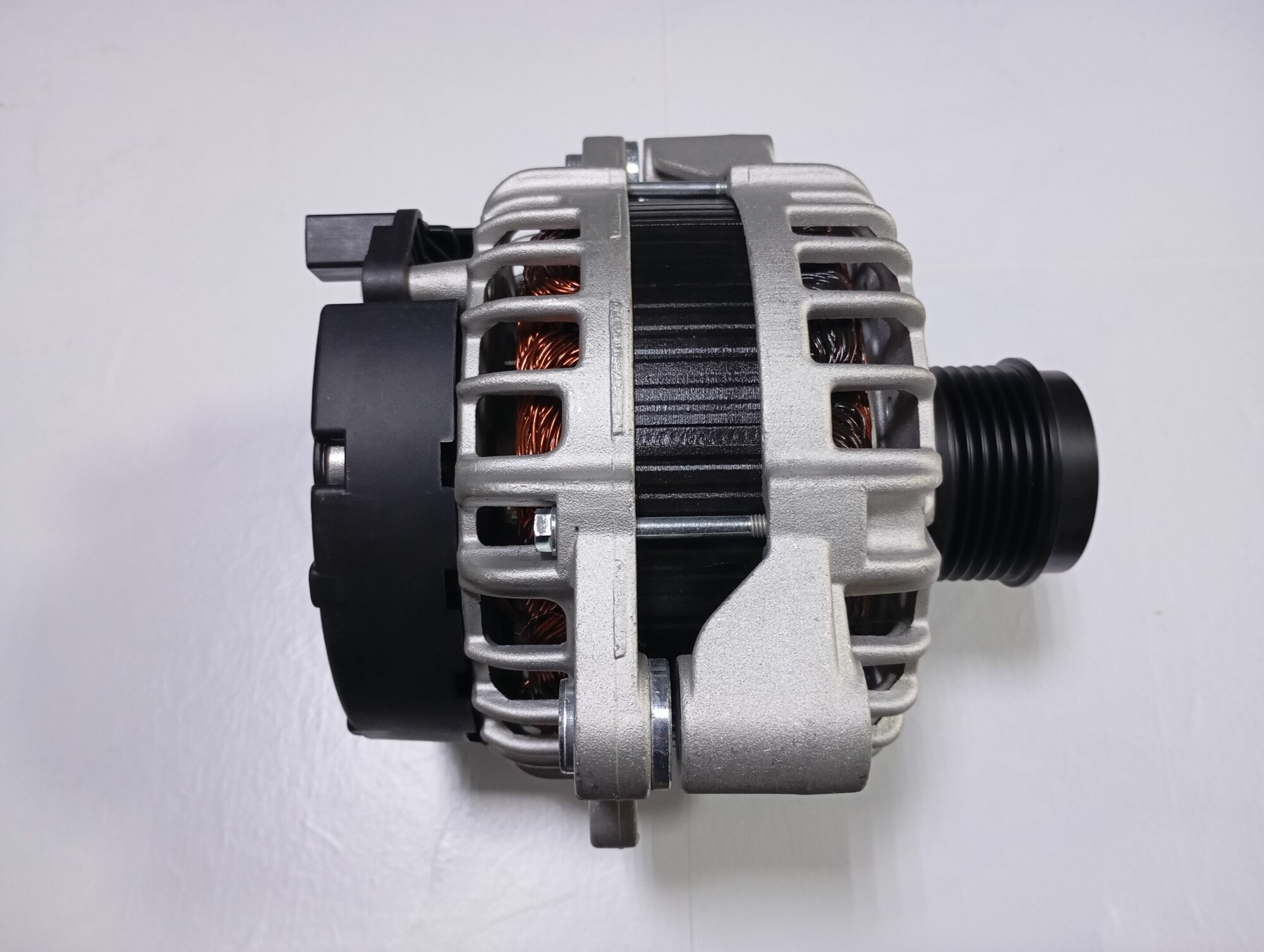 Генератор Haval Dargo [2.0 16V 7AMT внедорожник 4X4] 3701100XEC02