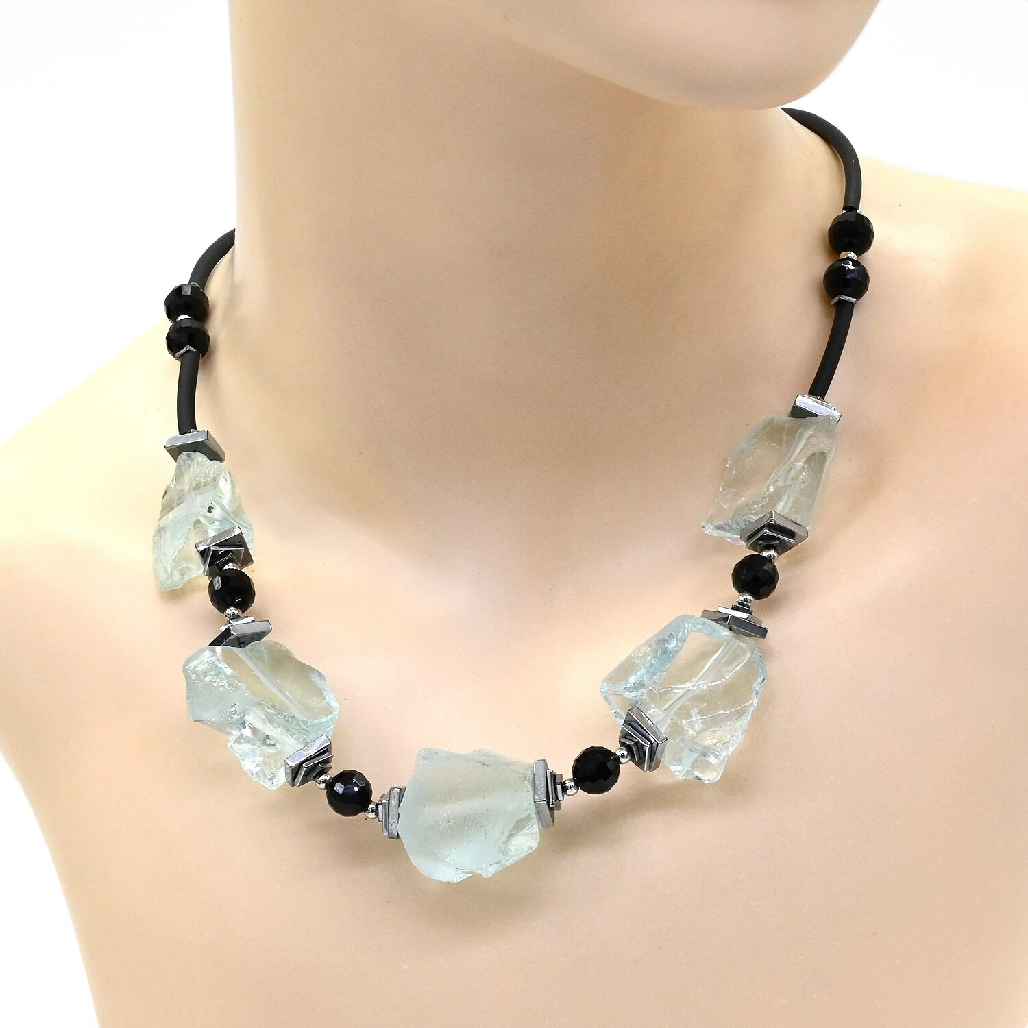 Колье, аквамарин