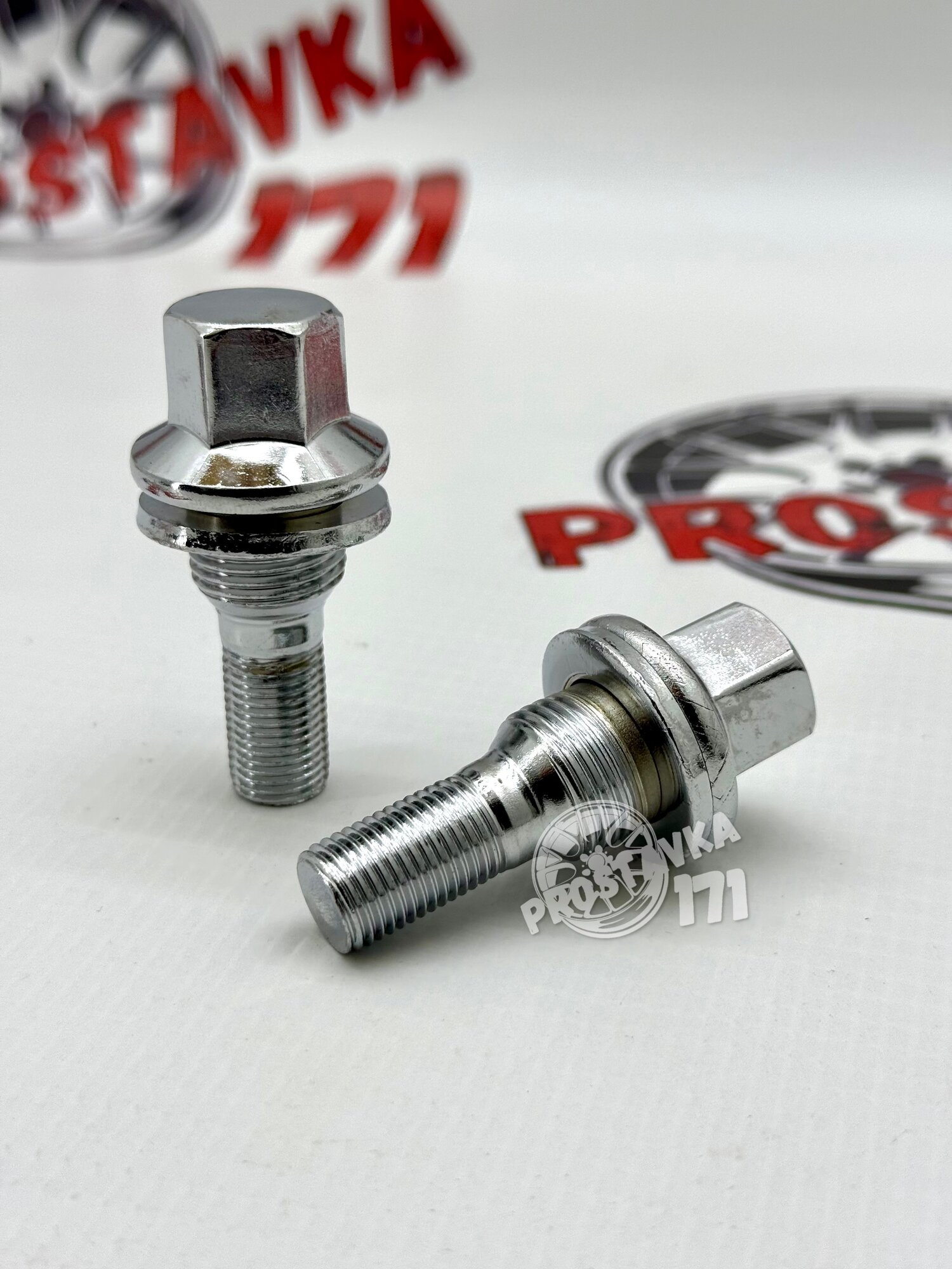 1шт Болт М12х1,25х19 пресс-шайба, ключ 17мм, хром PEUGEOT(NEW)