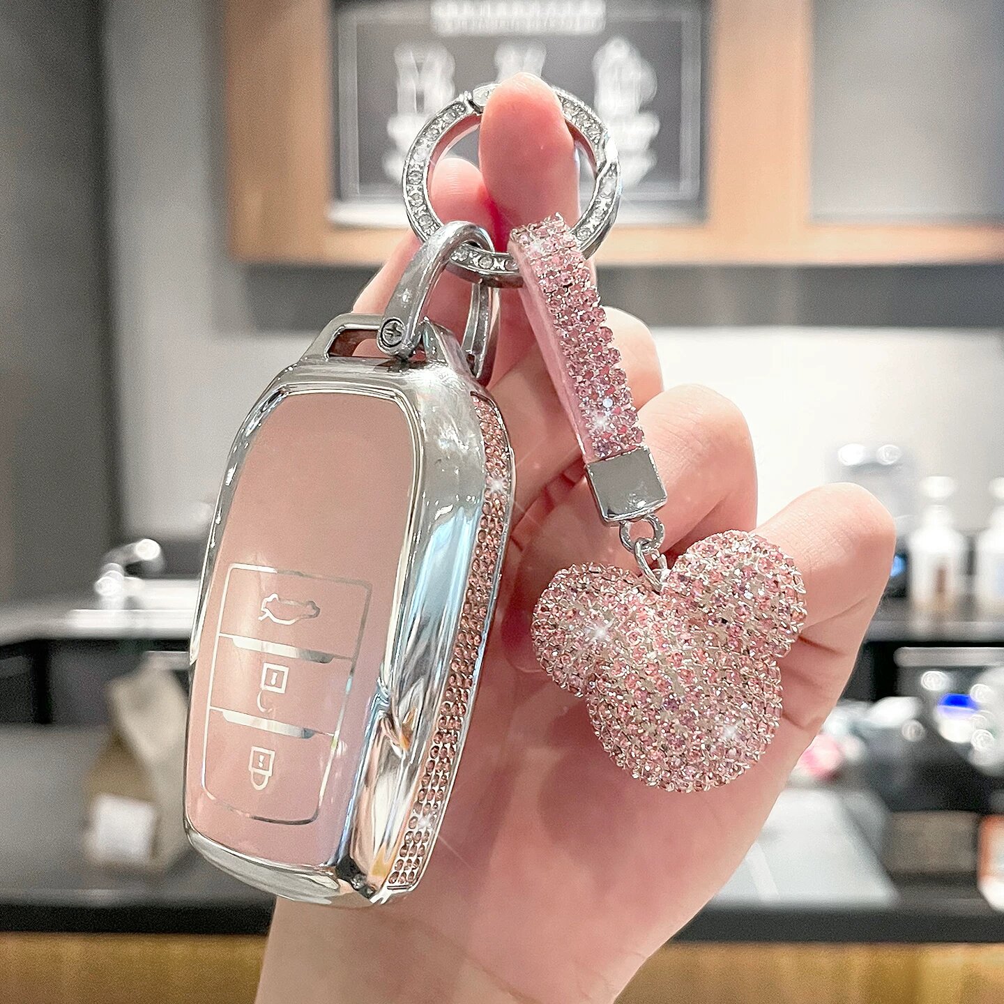 Чехол для ключа Toyota B-Style Triple Button в цвете Flowery Pink с розовым кристаллическим Микки-Маусом для Camry и