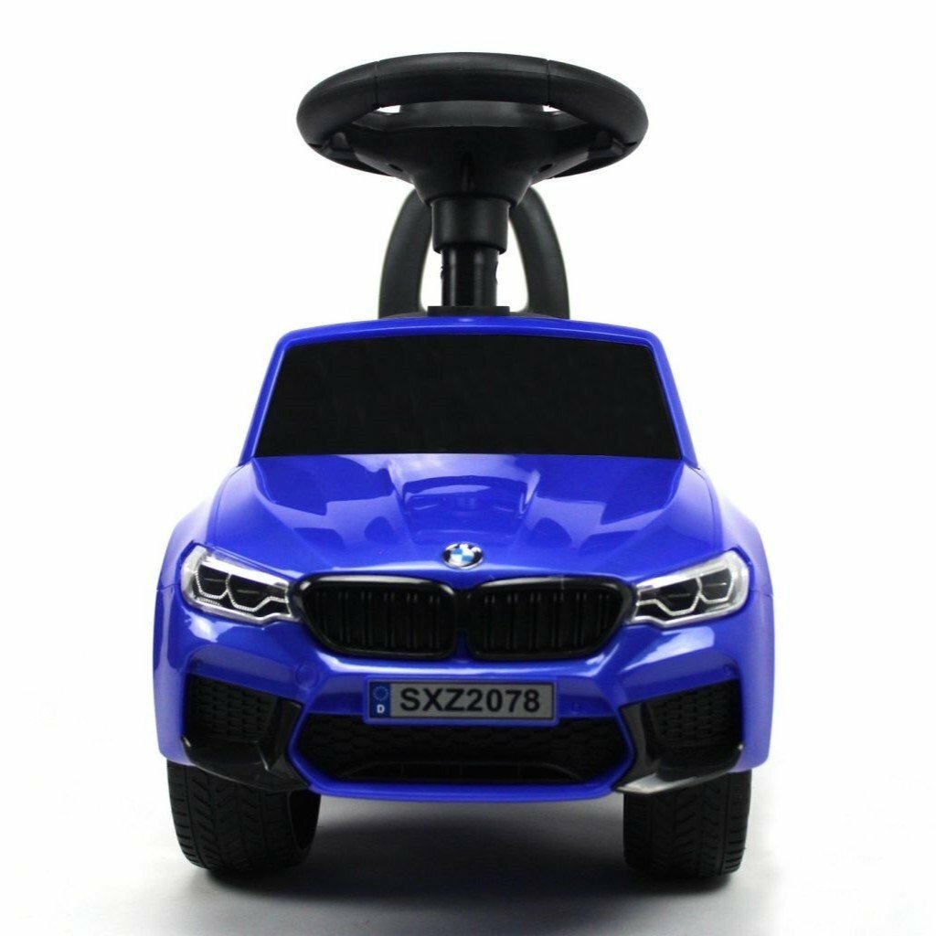 Толокар RiverToys BMW M5, музыкальный руль, световые эффекты, от 1 до 4 лет