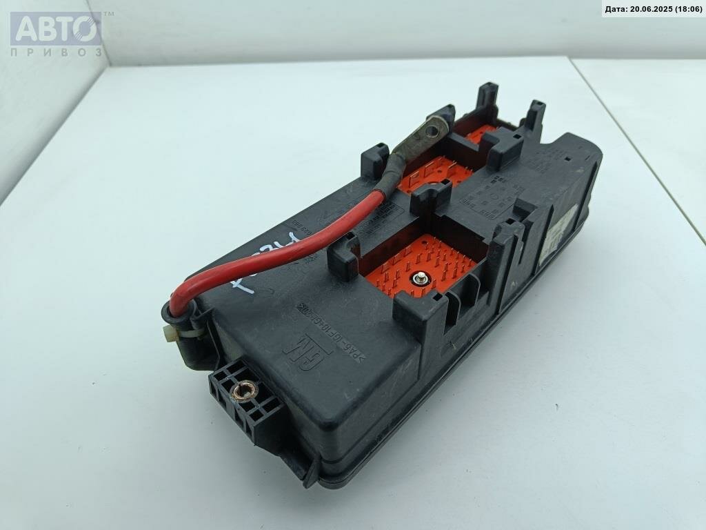 Блок предохранителей Opel Vectra C (2002-2008)