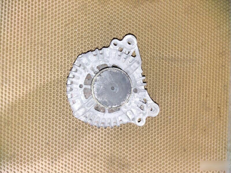 Генератор Skoda Octavia A5 BSE Б/У с пробегом