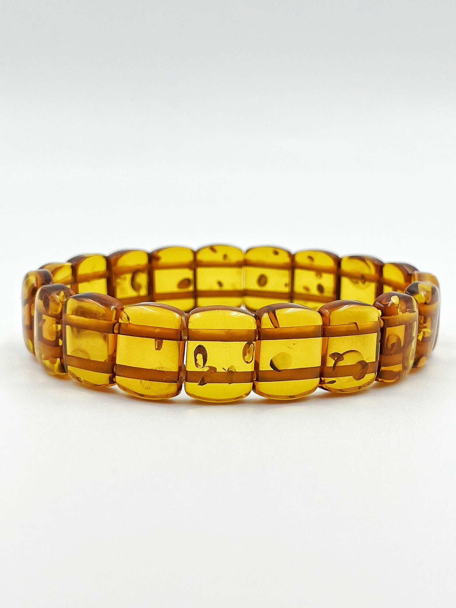 Браслет-манжета, янтарь прессованный