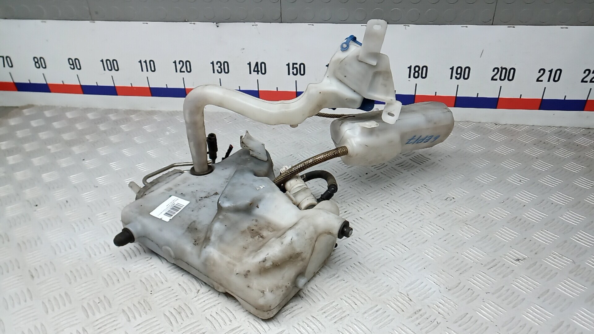 Бачок омывателя MERCEDES BENZ E-CLASS W211