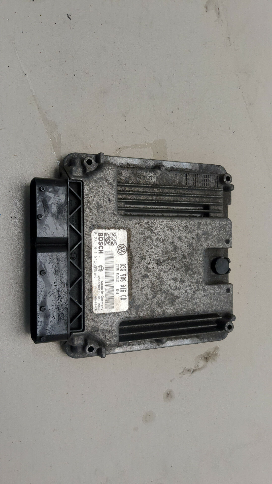 Блок управления двигателем Volkswagen Touran Б/У