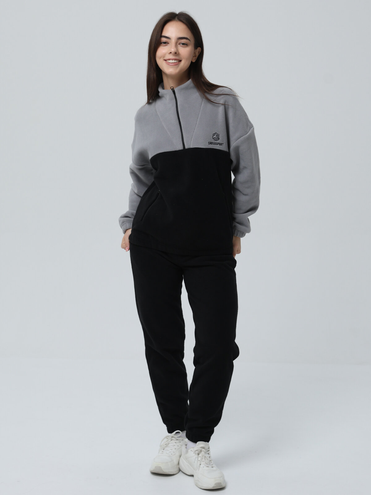 Костюм спортивный