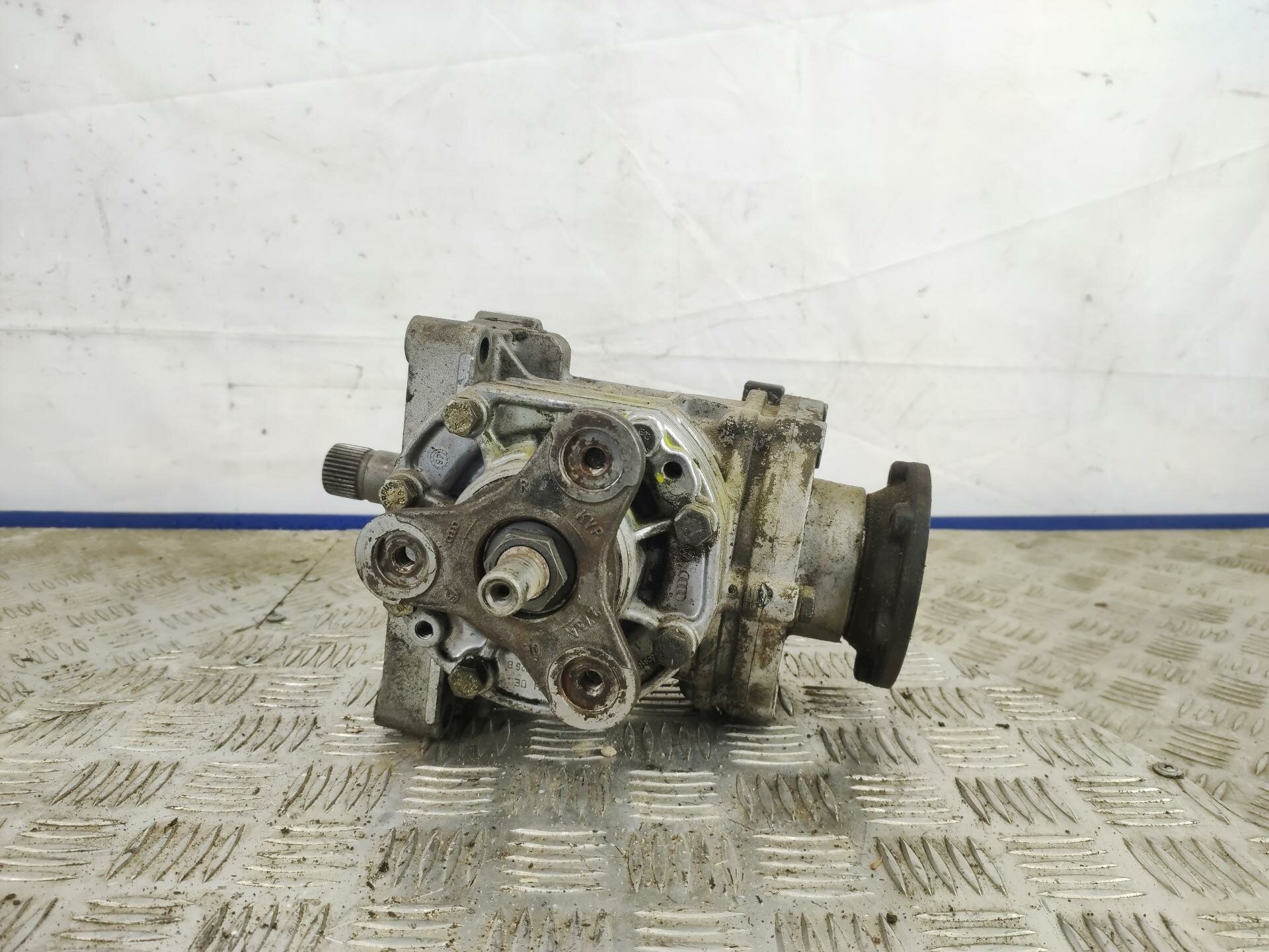 Раздаточная коробка Volkswagen Golf 4 2003 02C409107H