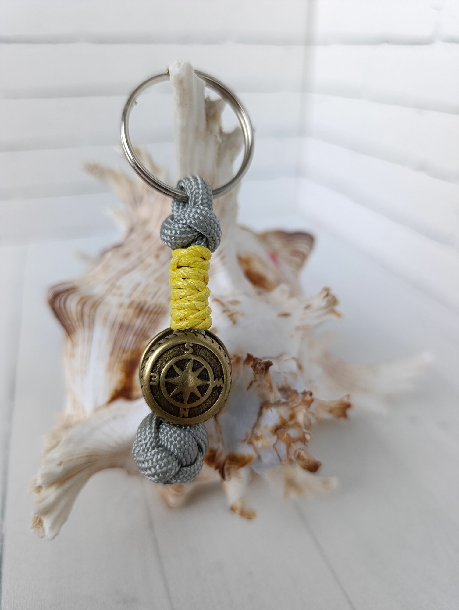 Темляк для ножа брелок