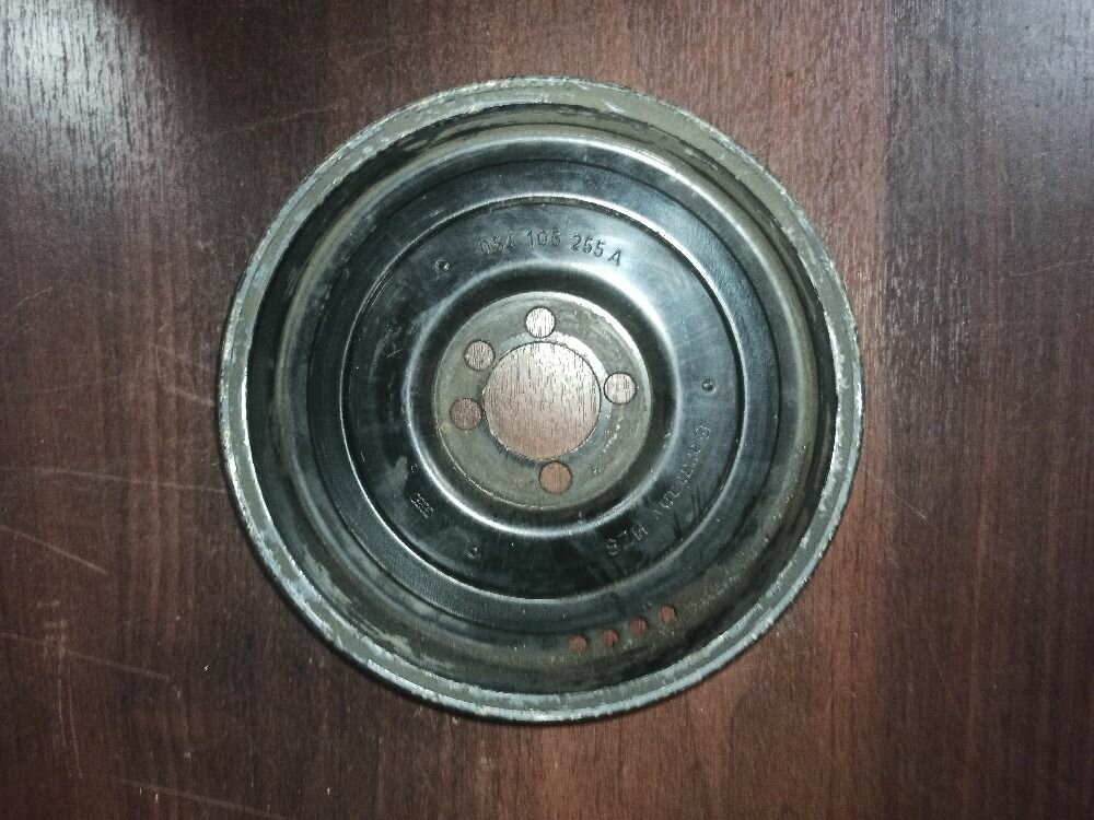 Шкив коленвала 2.3 AAR Audi 100 A6 45 C4 054105255A