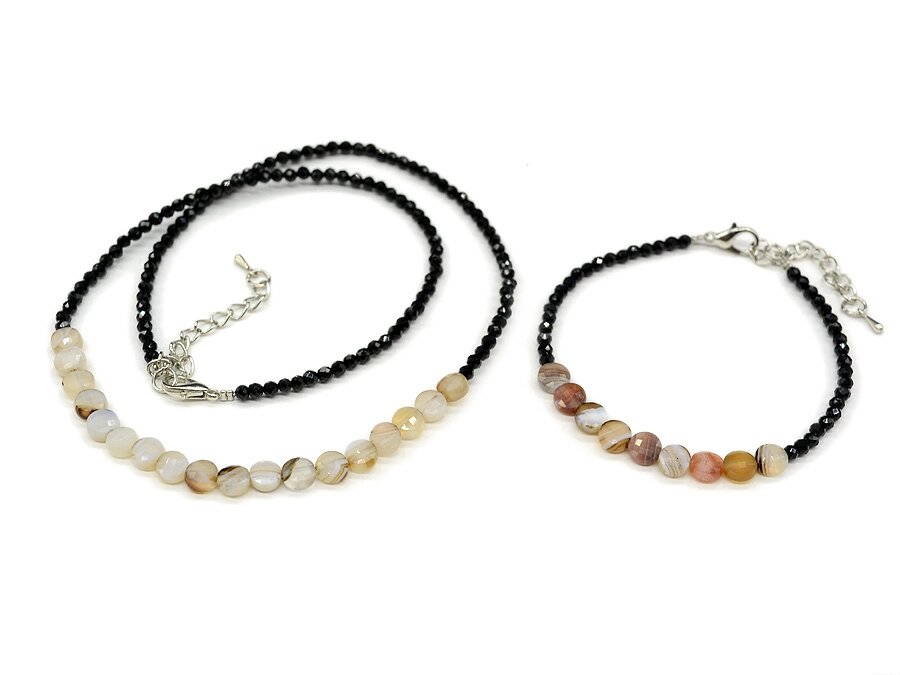 Комплект бижутерии: колье, агат