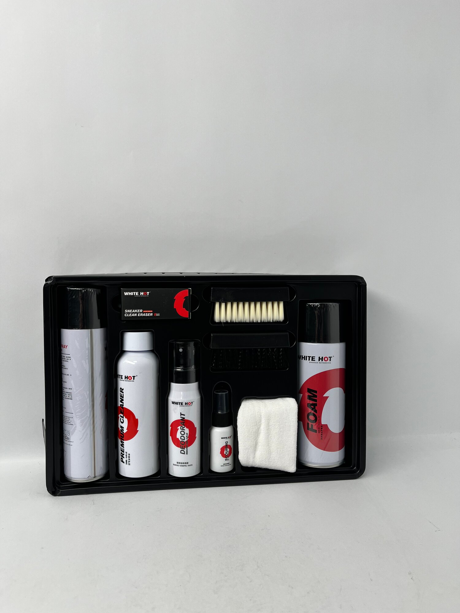 Подарочный набор для ухода за обувью и кроссовками WHITE HOT "Medium" Shoe Cleanings