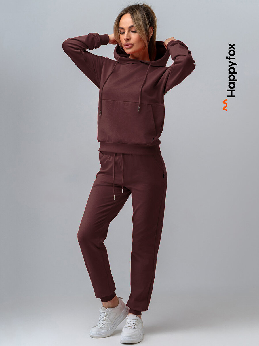 Костюм спортивный для женщин