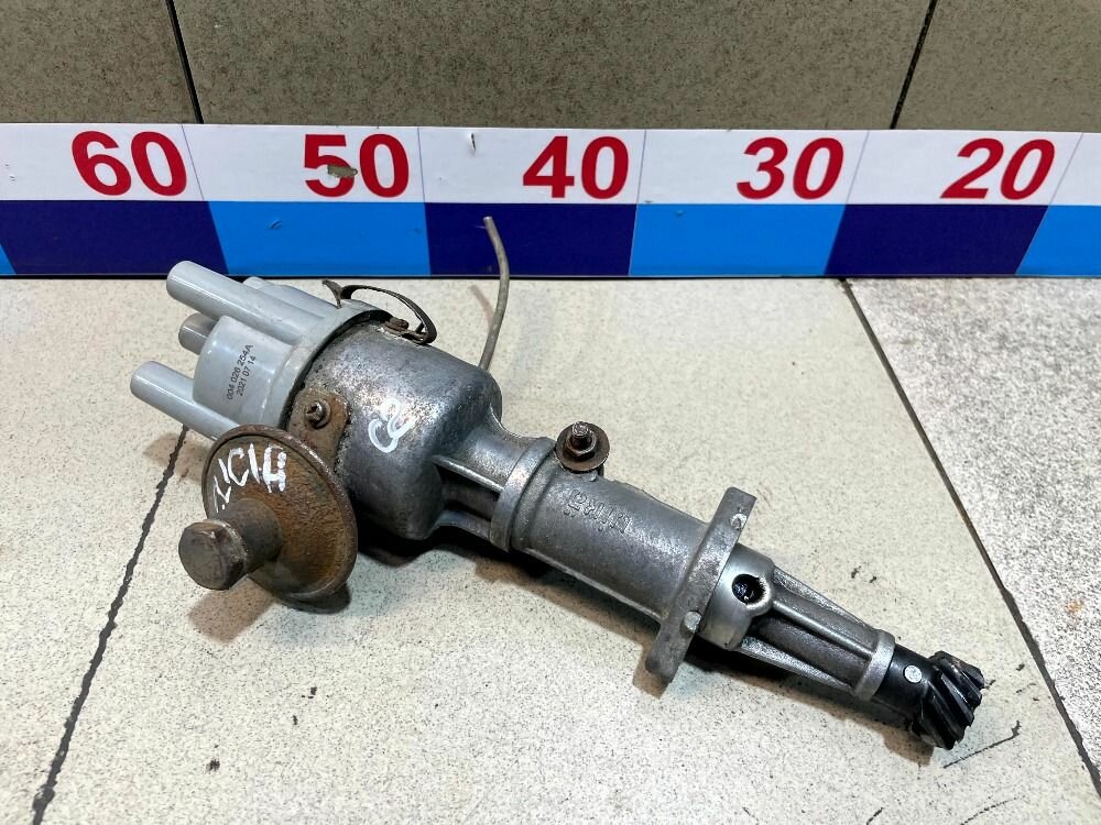 Распределитель зажигания Skoda Felicia 443213204
