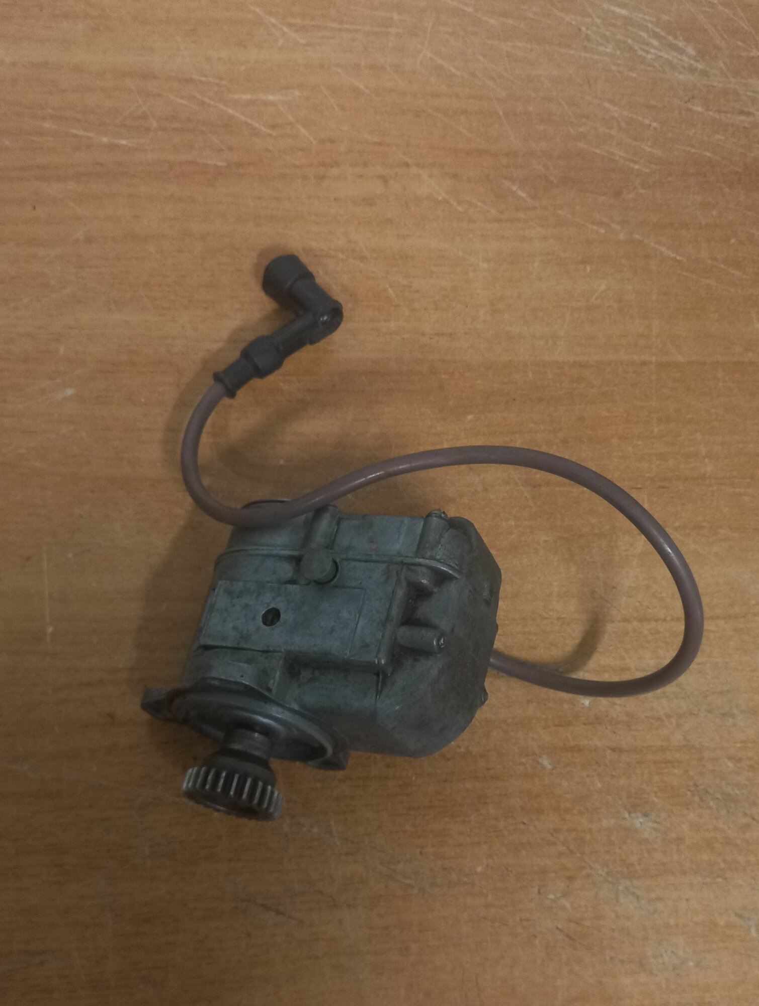 Магнето для мотоцикла Муравей СССР (правого вращения)