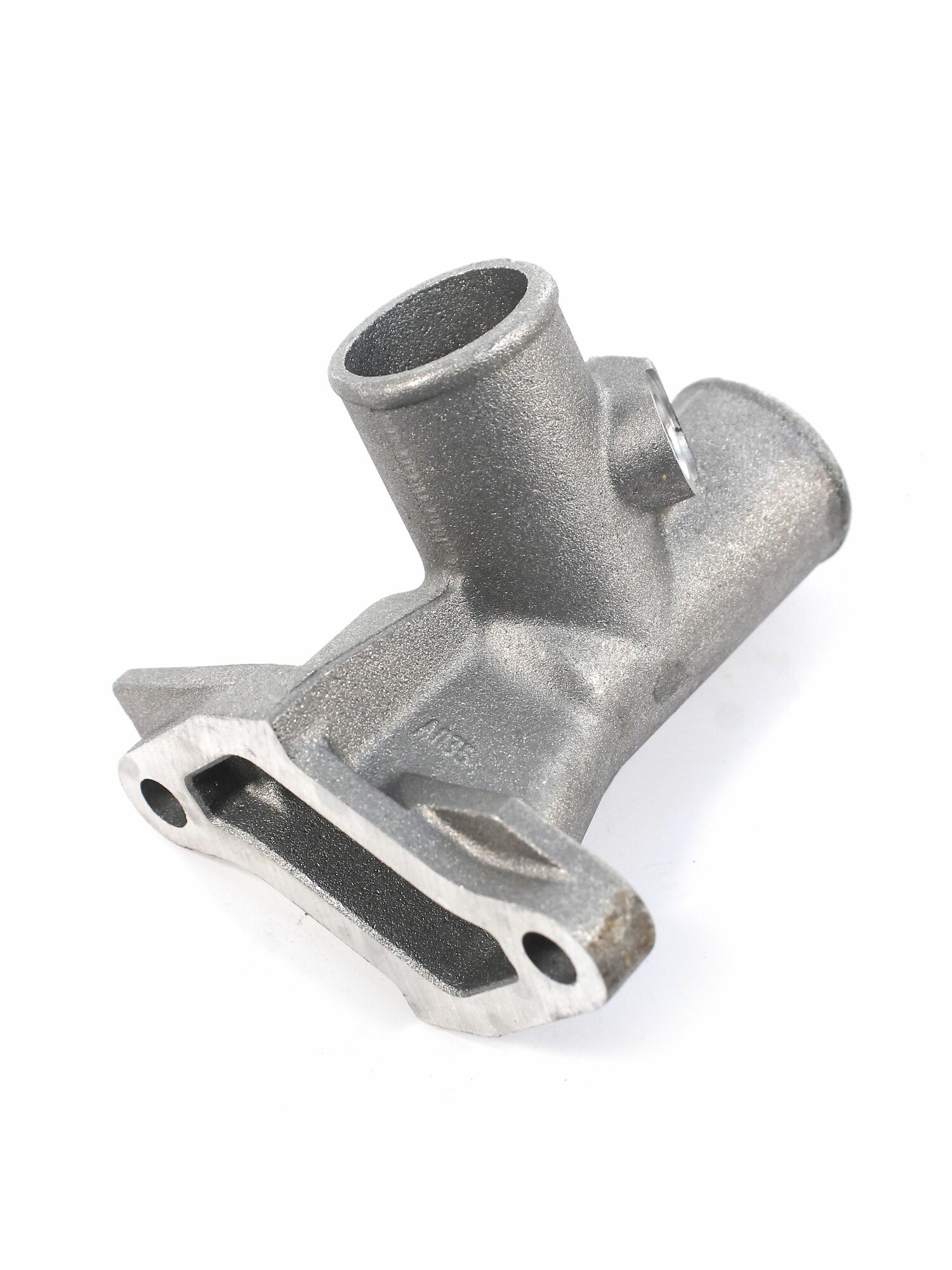 Патрубок ГБЦ ВАЗ 2121, 21213 водяной рубашки