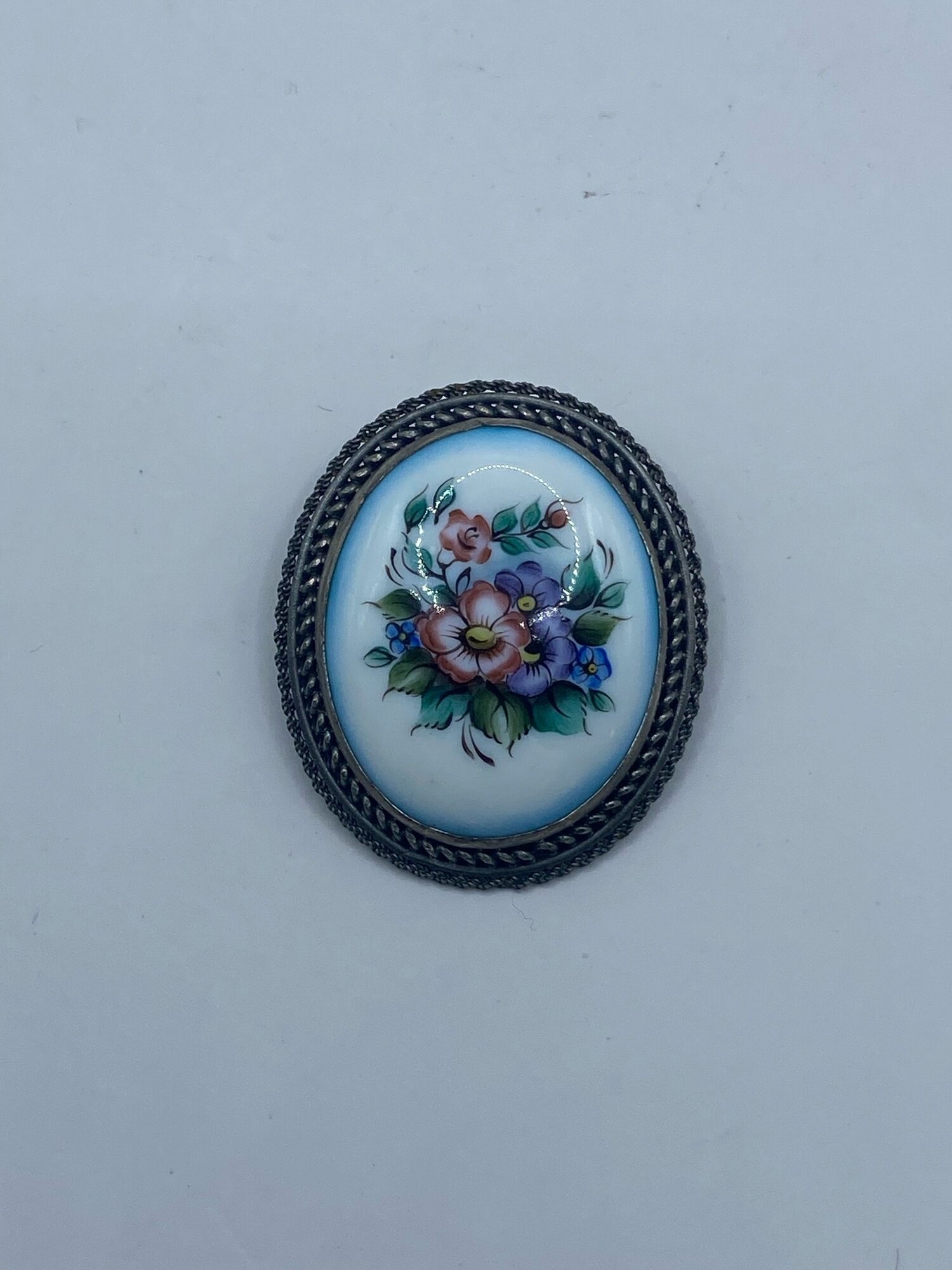 Брошь, эмаль